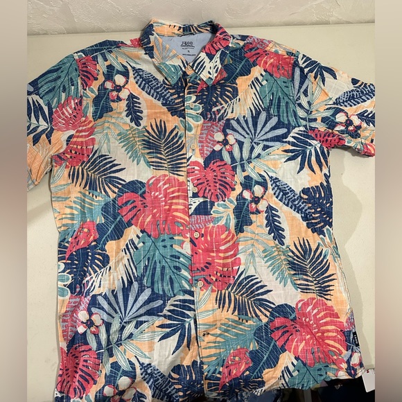 Izod | Shirts | Izod Satlwater Hawaiian Button Down Shirt Multicolor ...